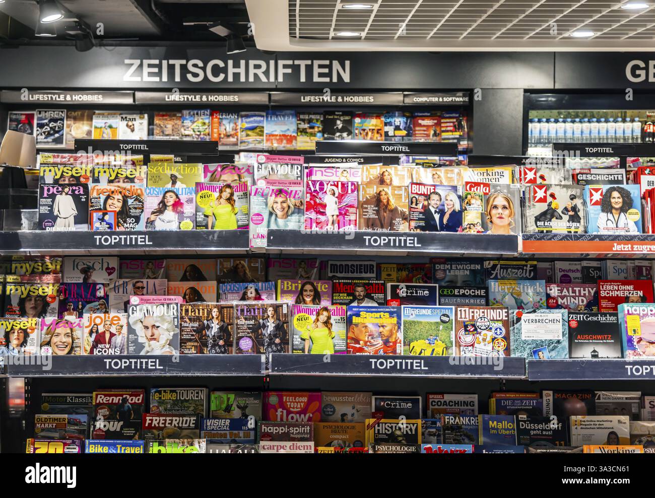 Bookshop with newspapers and magazines for air travel in the terminal ...