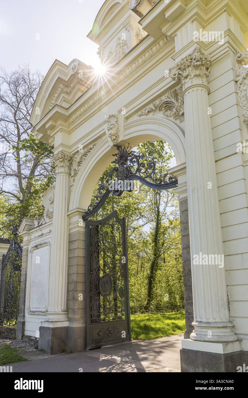 The neo-baroque Eagle Gate on the north side of Keesschen Park in ...