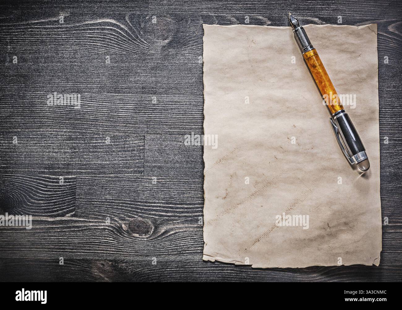 Free old paper sheets hi-res stock photography and images - Alamy