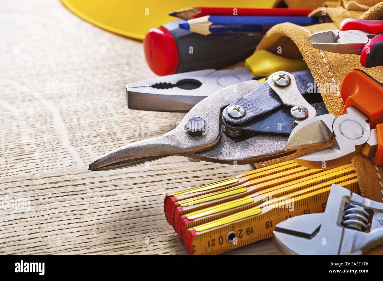 Construction duties hi-res stock photography and images - Alamy