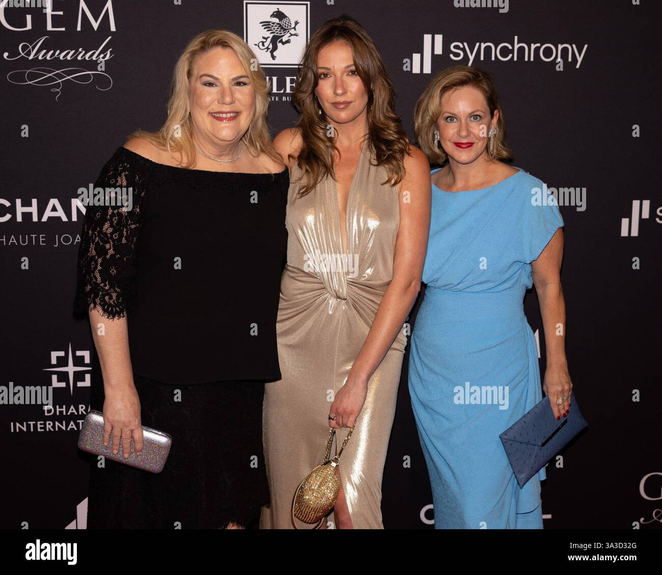 Jennifer mccurry hi-res stock photography and images - Alamy