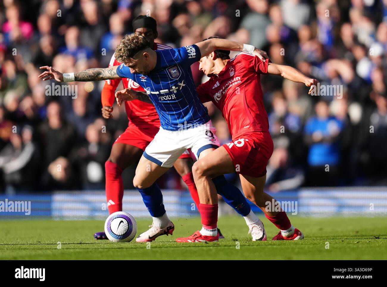 Ipswich Town's Julio Enciso and Nottingham Forest's Nicolas Dominguez (right) battle for the ...