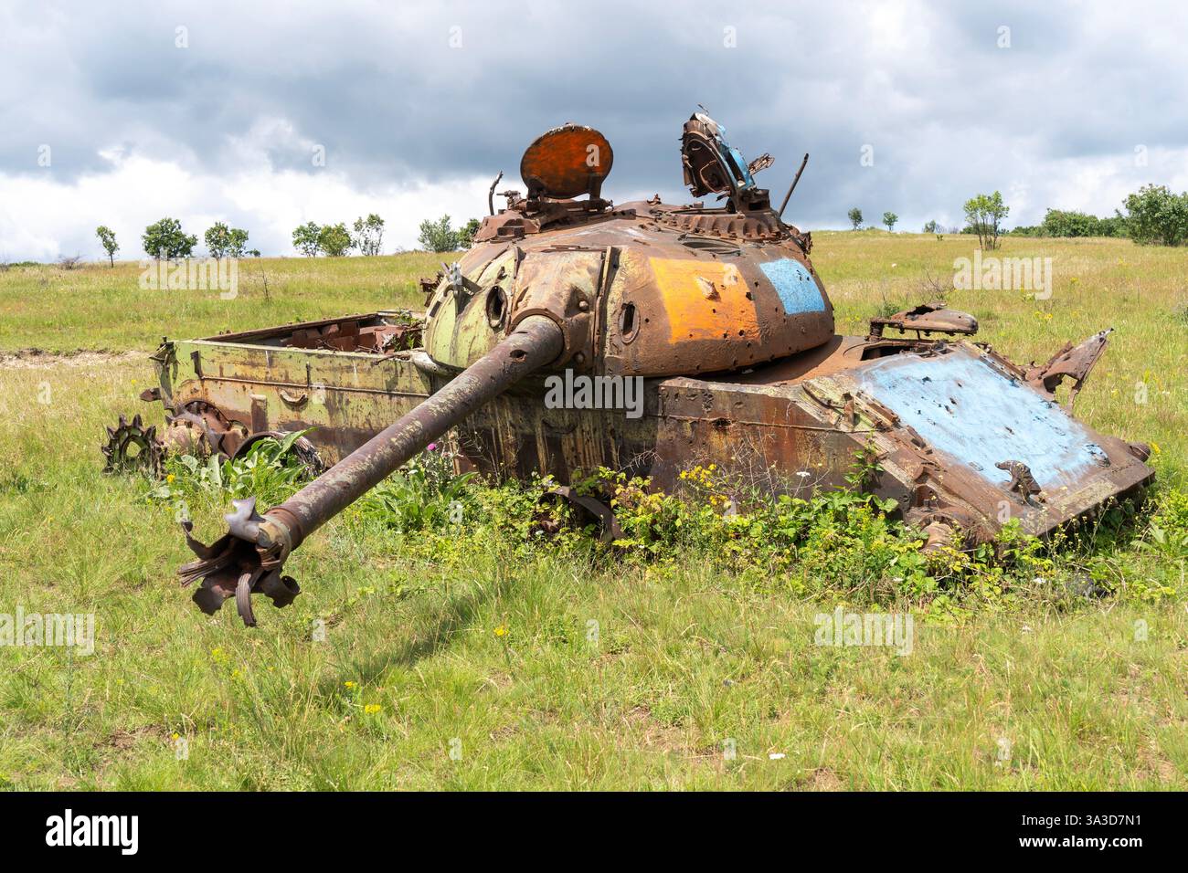 Destroyed russian armor hi-res stock photography and images - Alamy