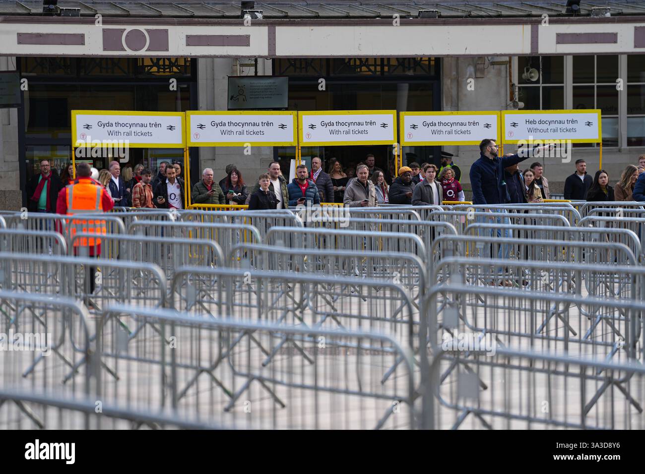 Guinness train hi-res stock photography and images - Alamy