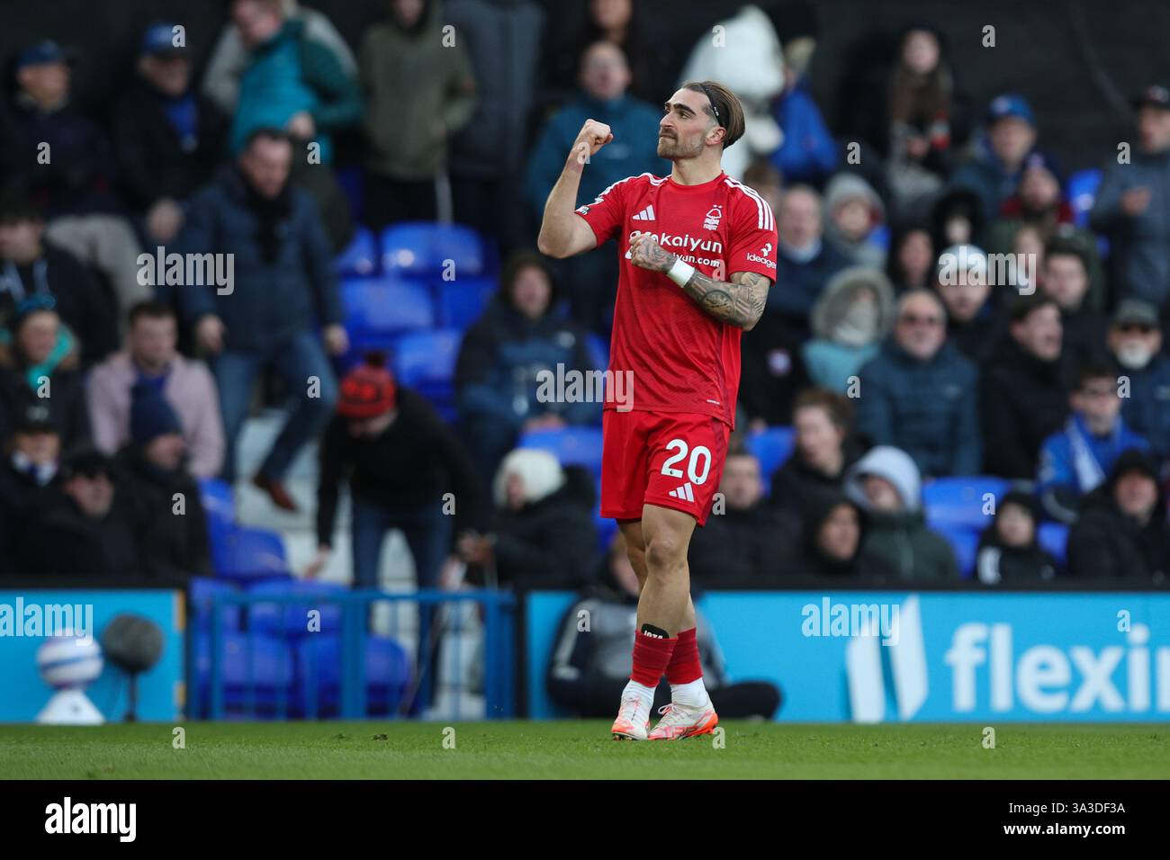 IPSWICH, UK - 13th Mar 2025: Jota Silva of Nottingham Forest celebrates ...