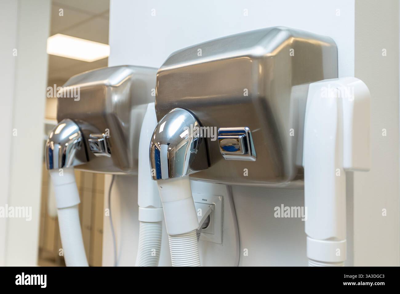 Explore the trends surrounding modern hand dryers particularly in ...