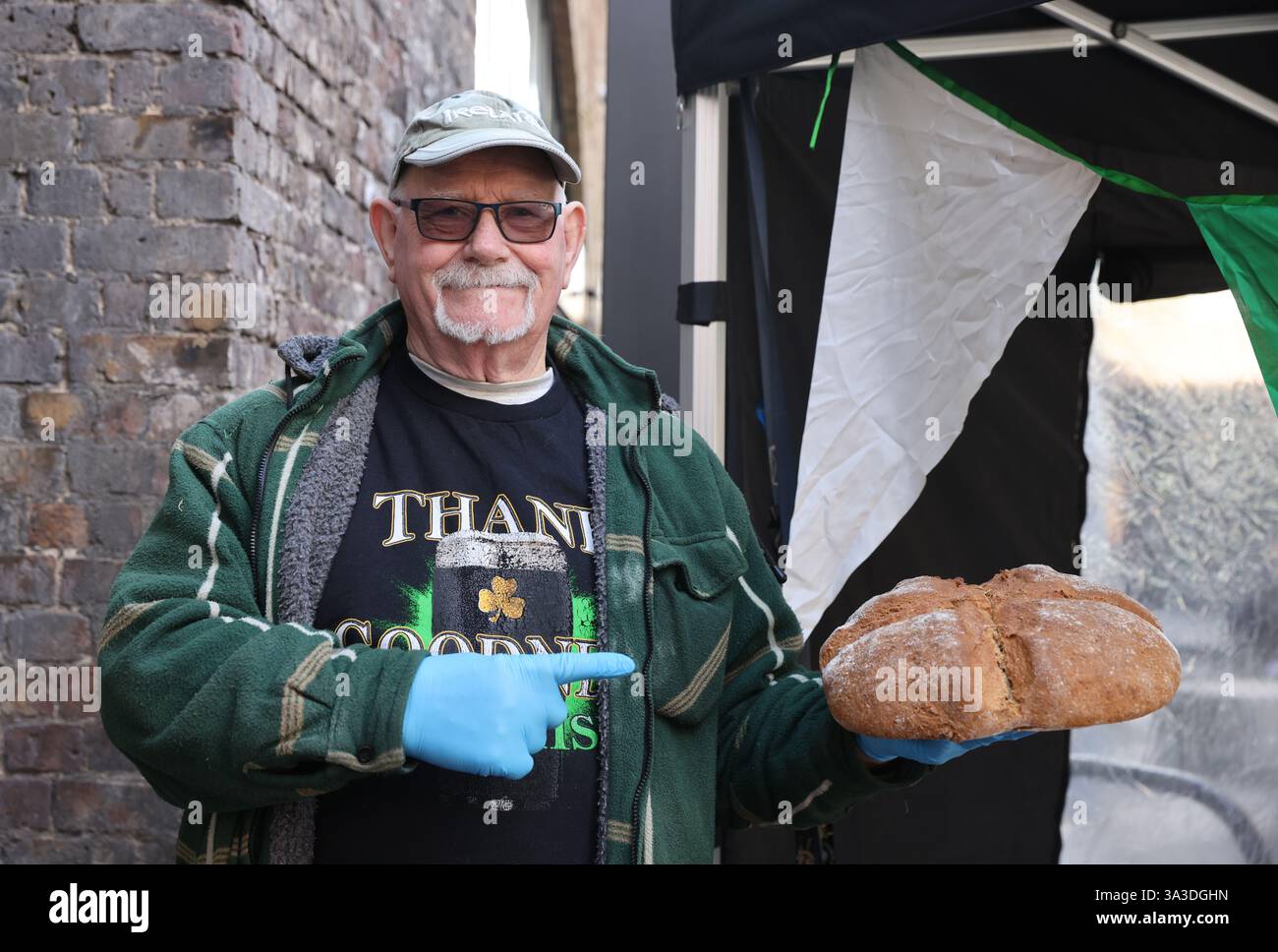 London, UK. 15th March 2025. The sun shone for the St Patrick's Day ...