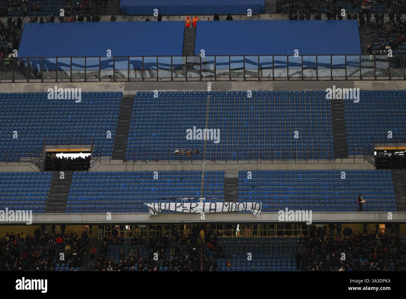 AC Milan supporters during the Italian Serie A football match between ...