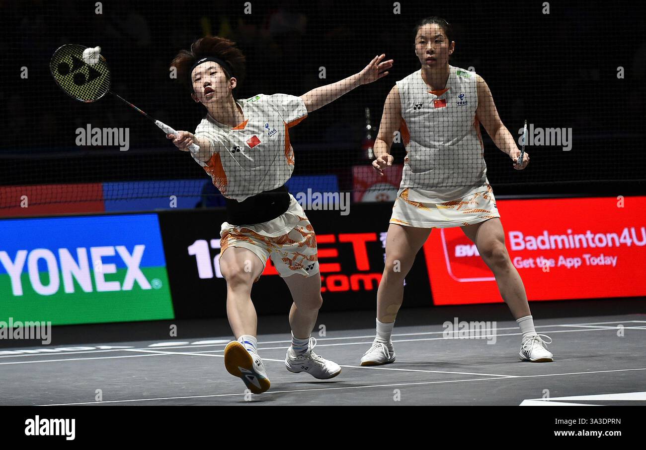 Jia Yi Fan and Zhang Shu Xian, left, of China in action during women's ...