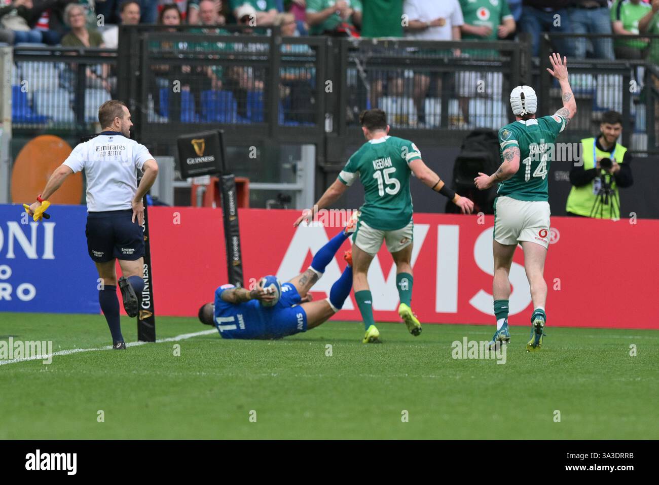 Olimpico Stadium, Rome, Italy - Monty Ioane of Italy score a try during ...