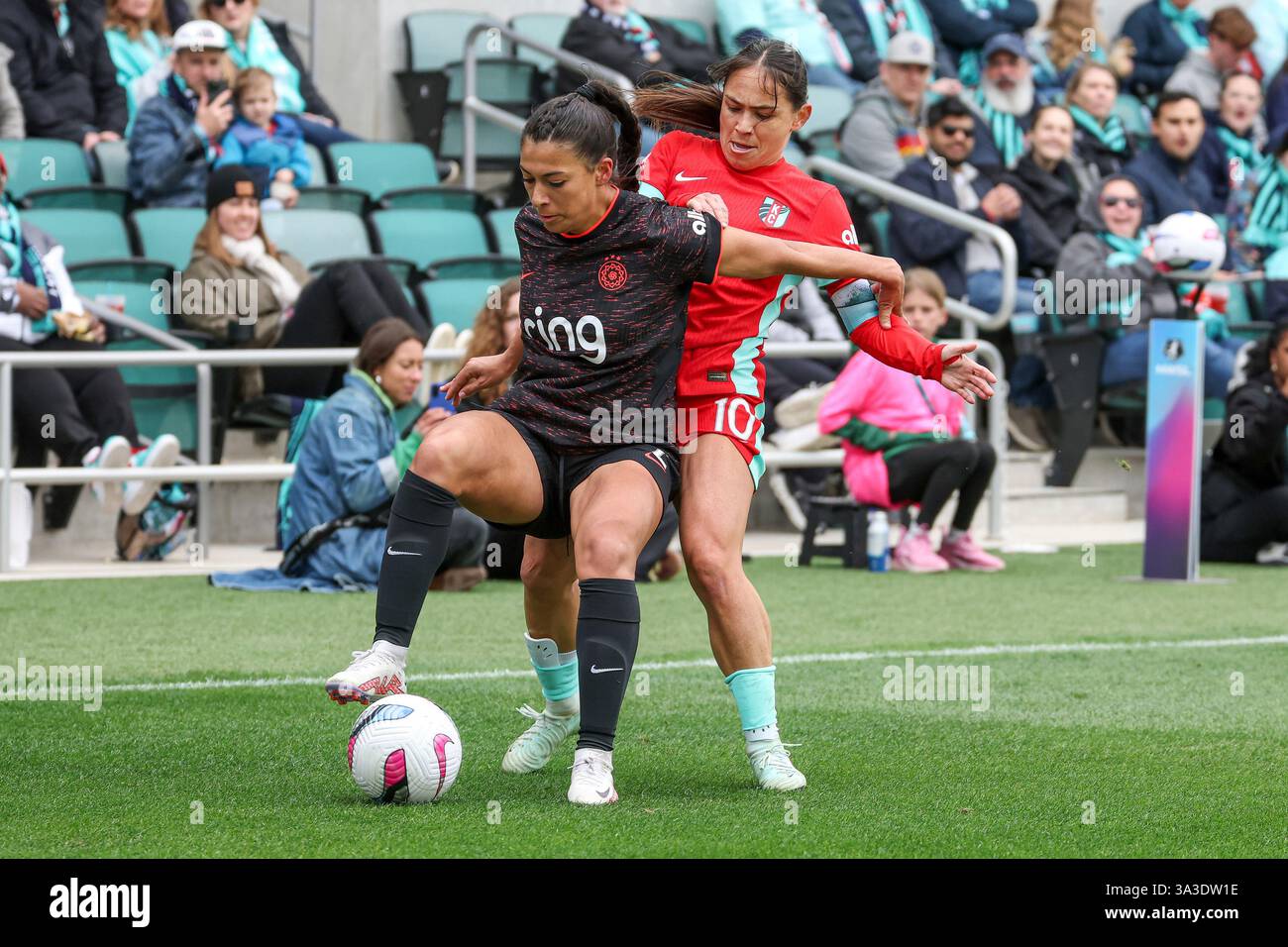 March 15, 2025: Portland Thorns FC defender Reyna Reyes (2) controls ...