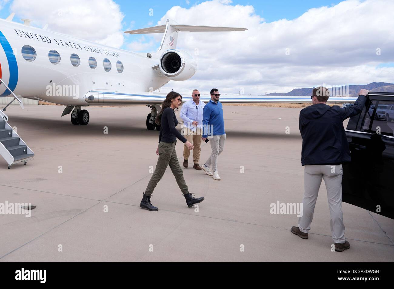 Homeland Security Secretary Kristi Noem arrives at Nogales ...