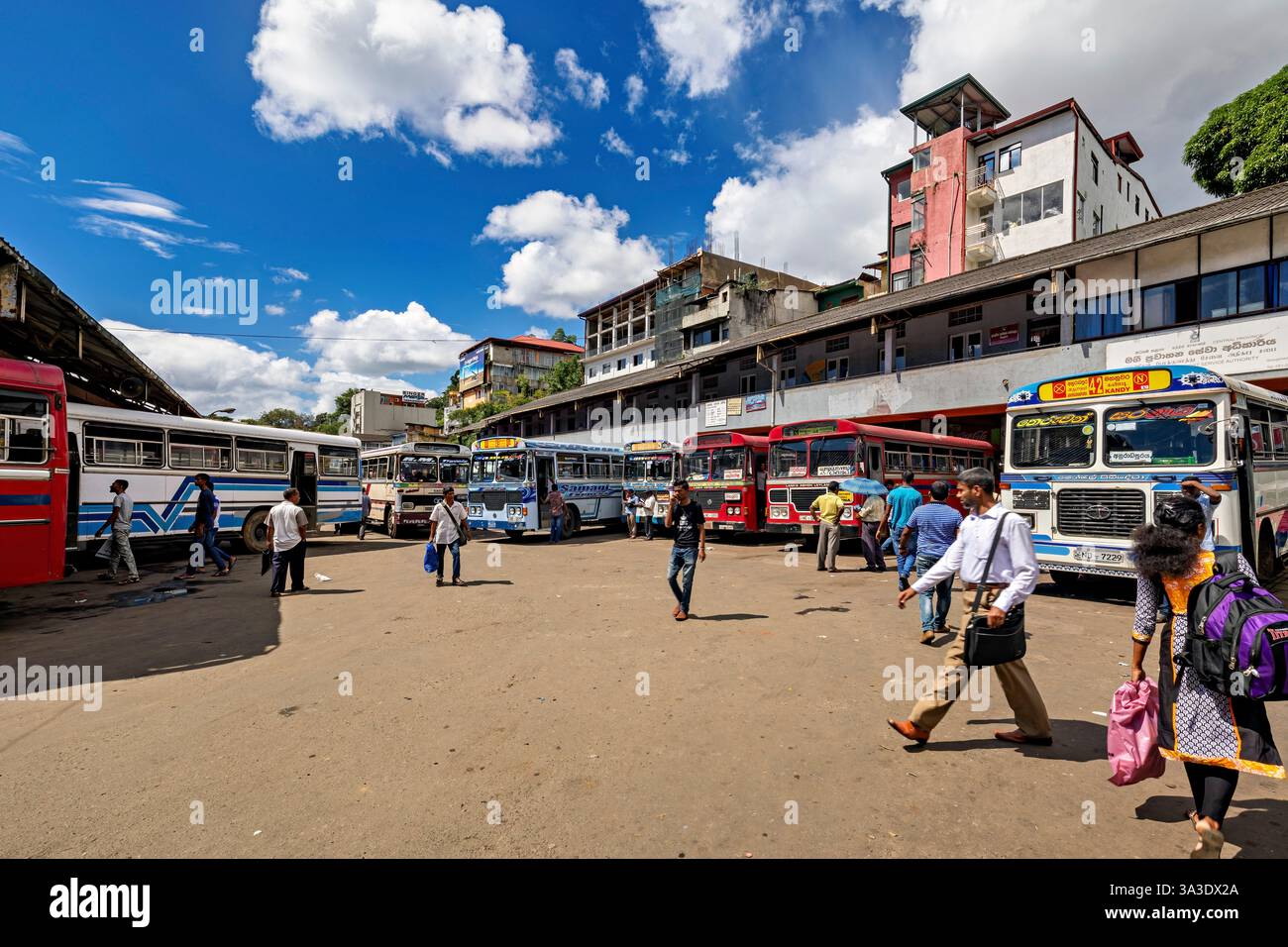 The Bus Station in the City of Kandy Sri Lanka Stock Photo - Alamy