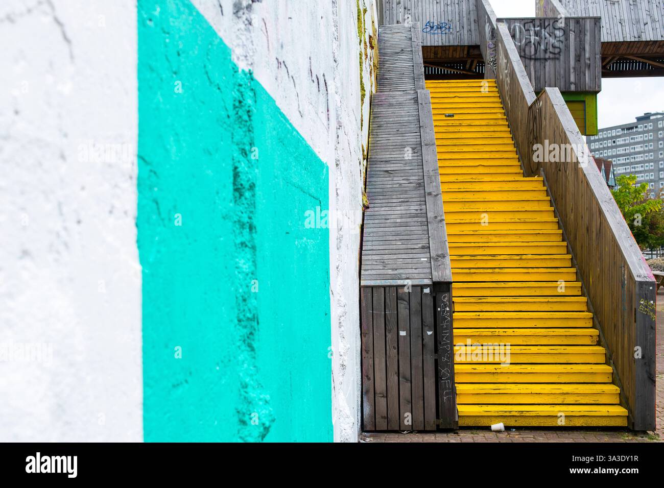 Stairs to Luchtsingel Part and detail of the elevated Luchtsingel ...
