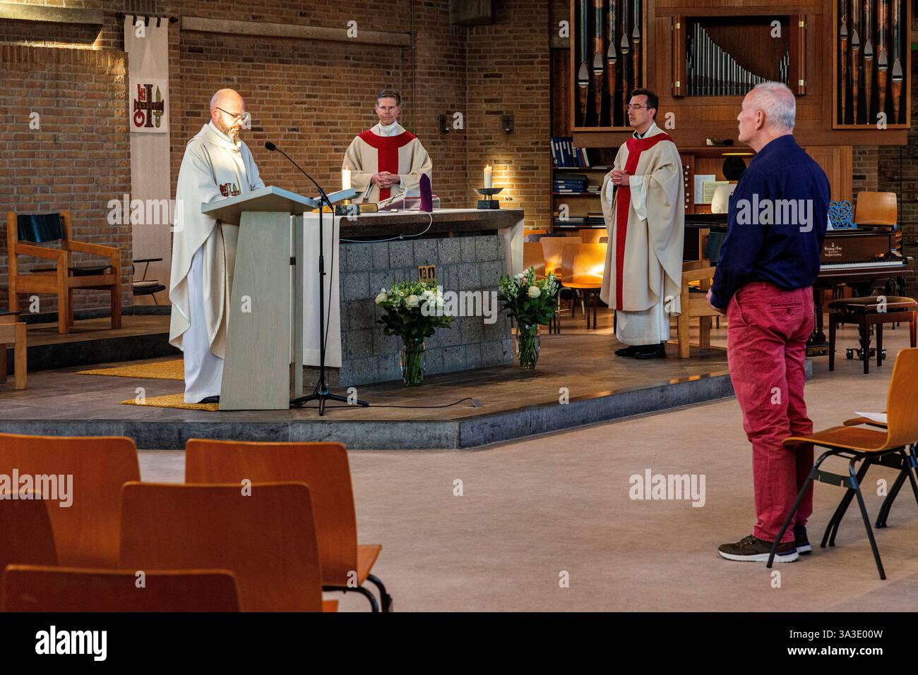 Catholic Eastern Mass Without Audience Due to Corona Crisis, Eastern ...