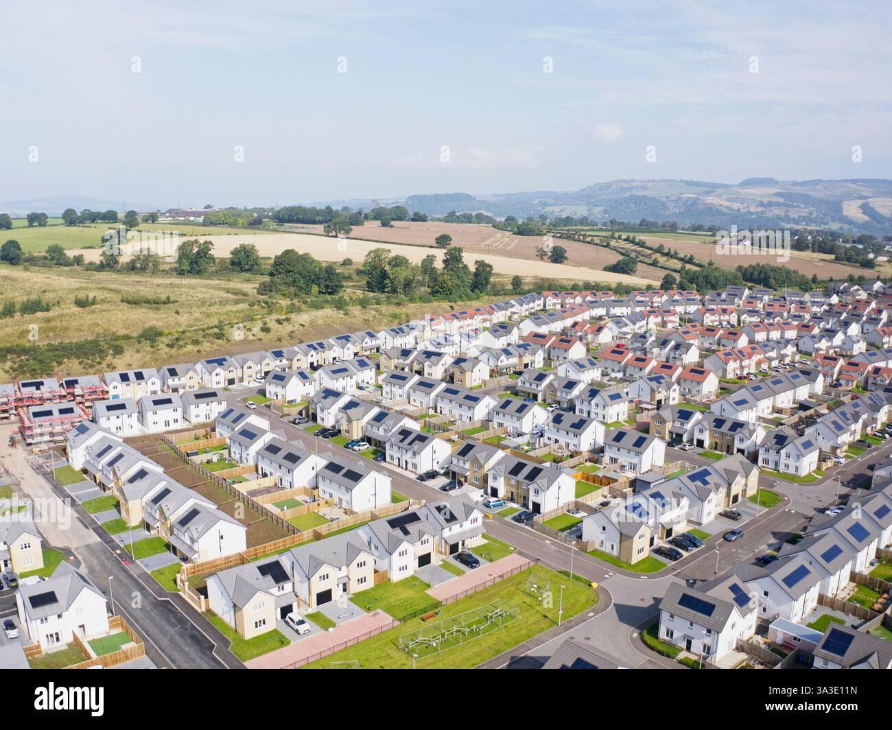 New housing development at Dargavel in Bishopton Stock Photo - Alamy