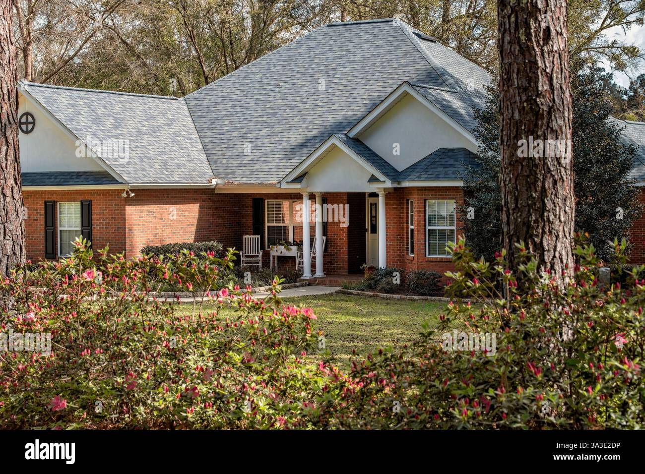 North florida residential colonial hi-res stock photography and images ...