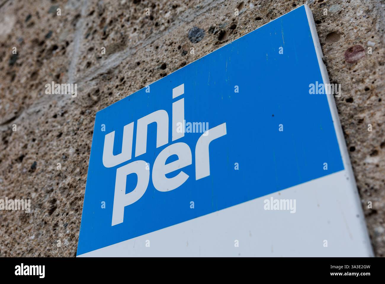 Jachenau, Germany. 08th Mar, 2025. The Uniper lettering and logo can be ...