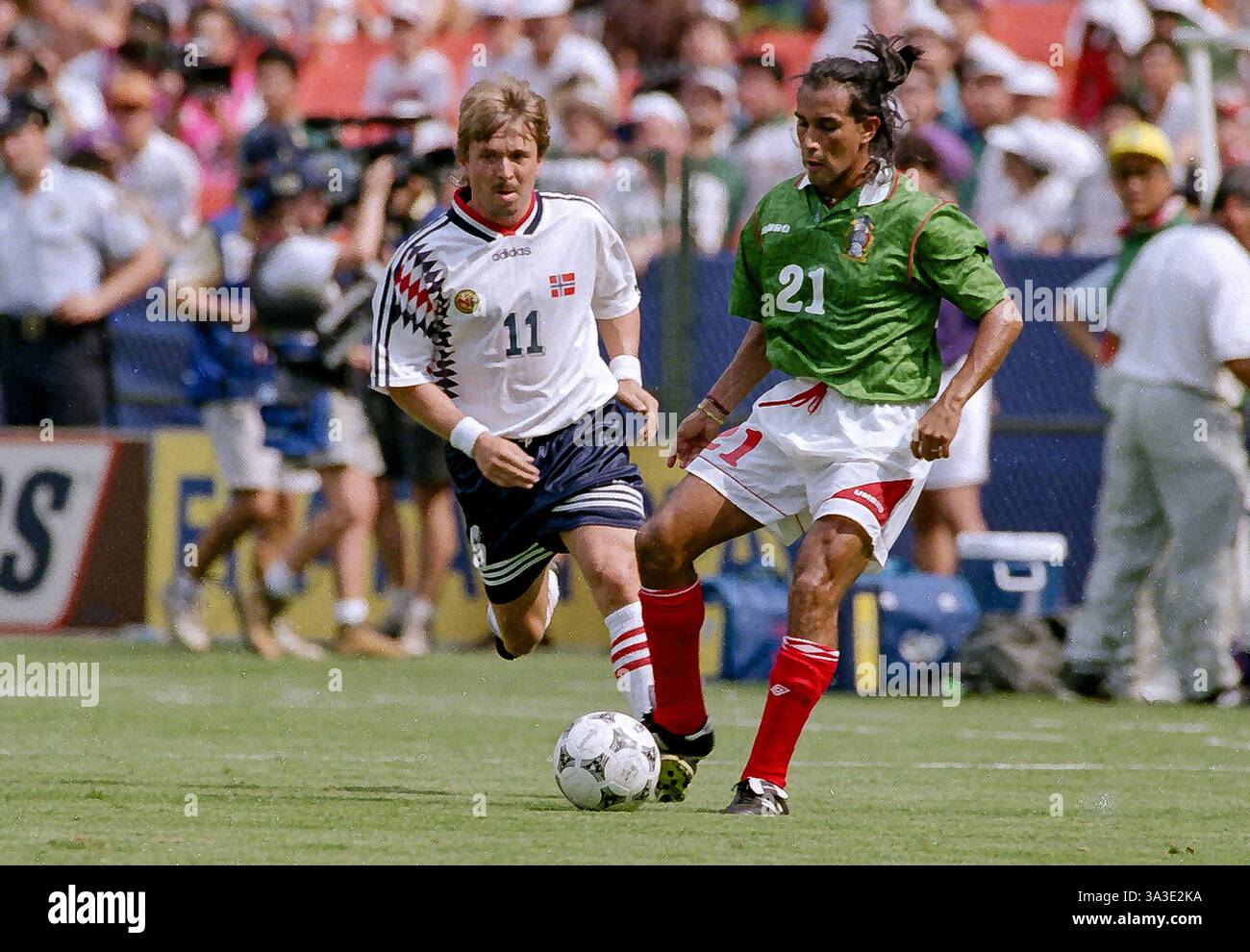 1994 FIFA World Cup, Opening game in Washington, D.C. at RFK Stadium ...