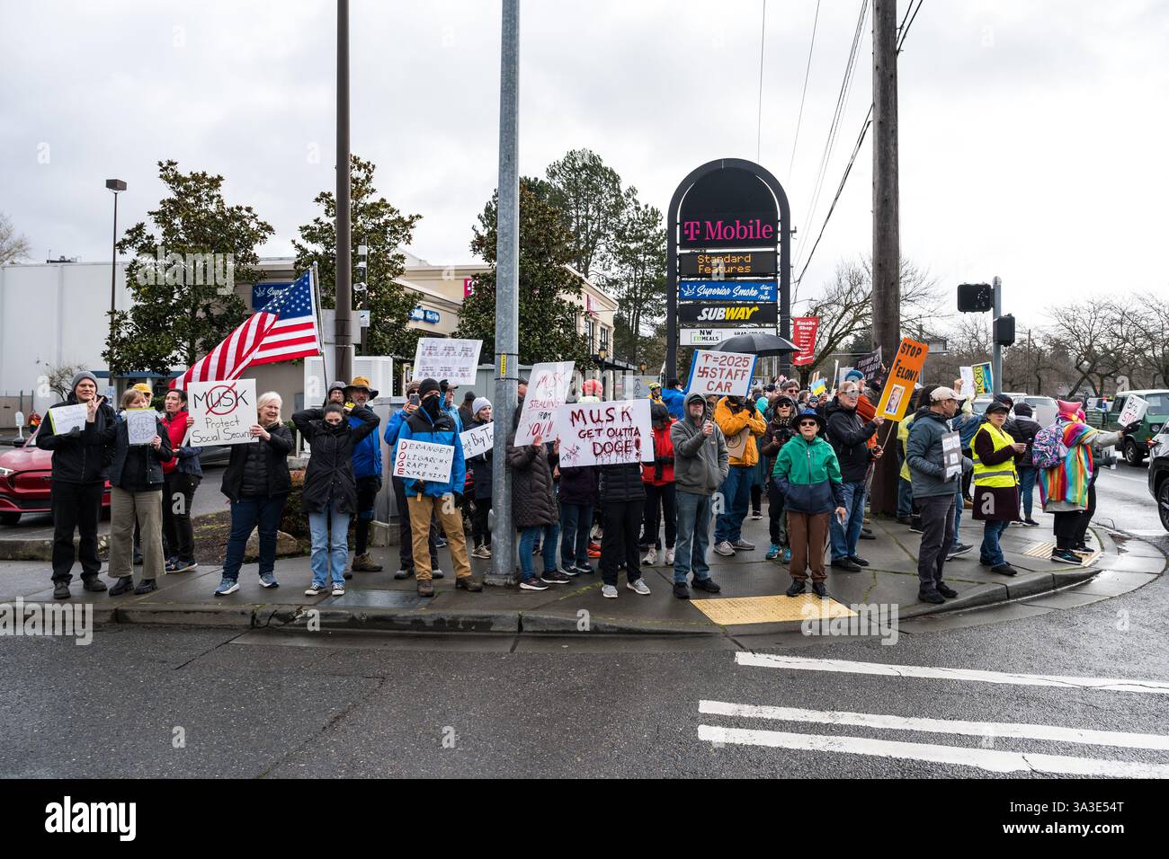 Seattle, USA. 15th Mar 2025. Just after 10:00am hundreds of activists ...
