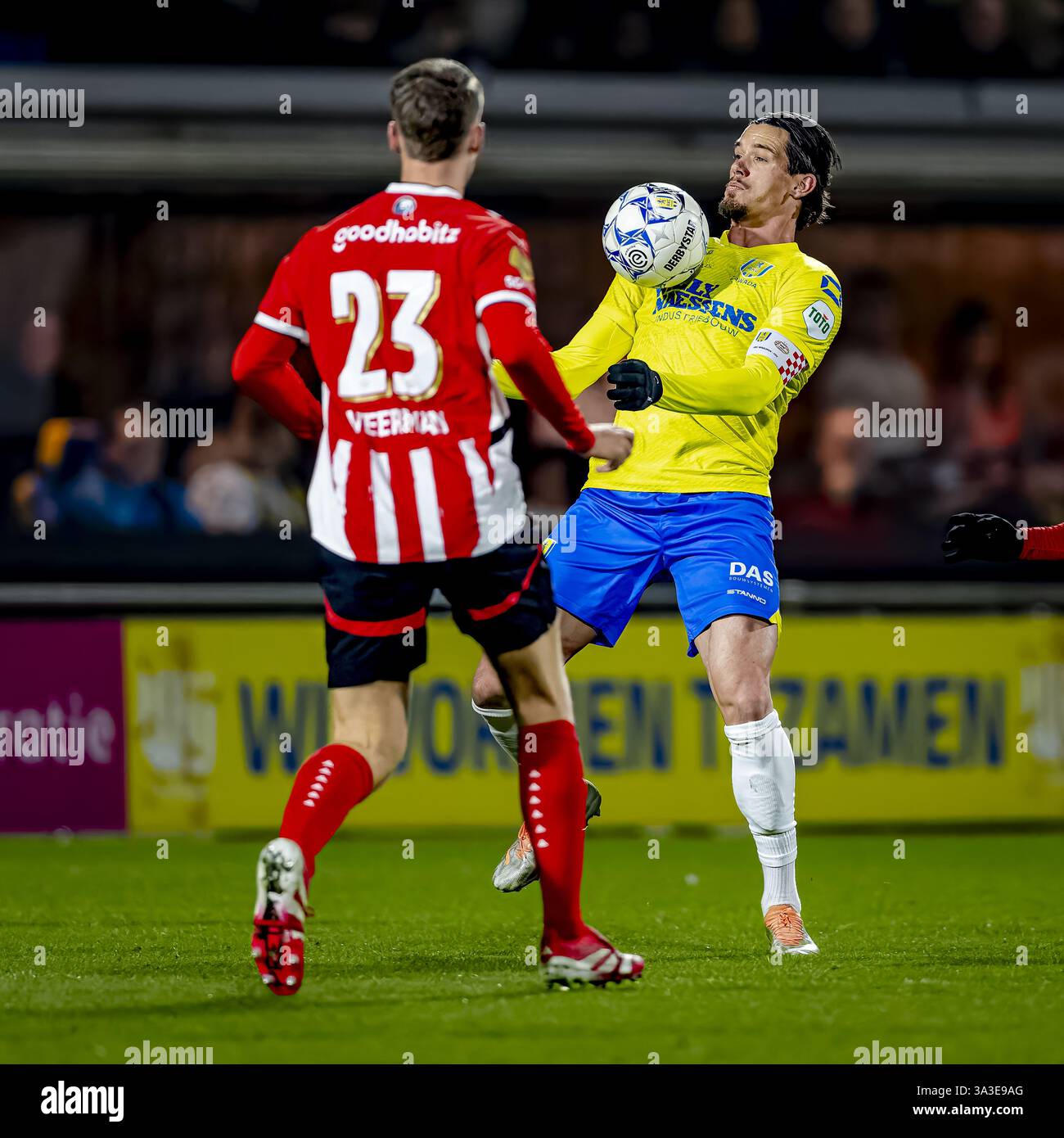 WAALWIJK, Netherlands. 15th Mar, 2025. SPO, Mandemakers Stadium, Dutch eredivisie, season 2024/ ...