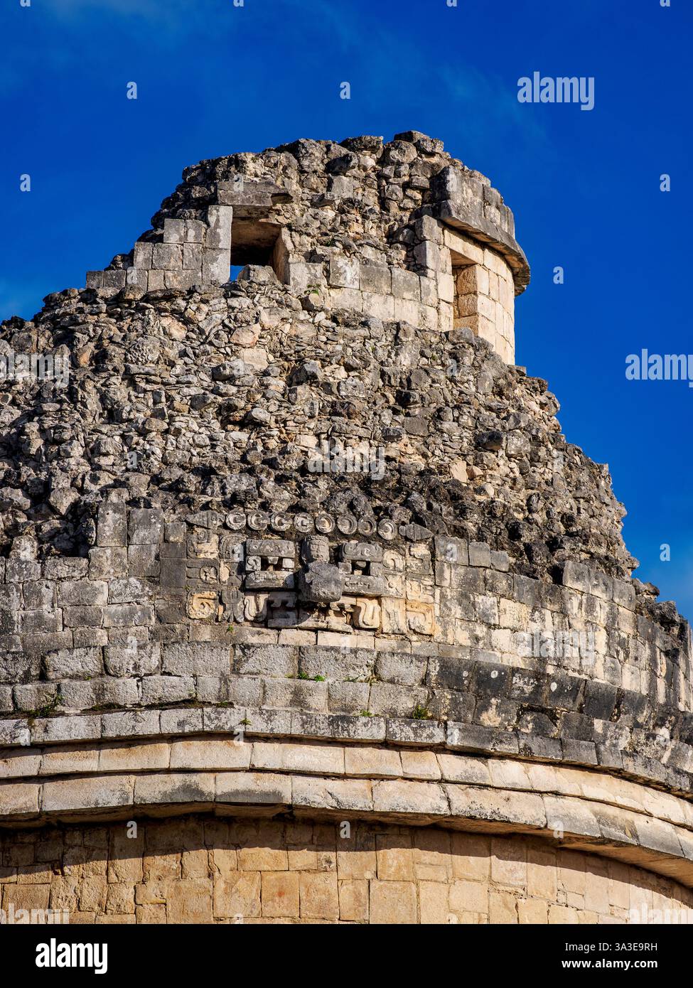 El Caracol Observatory, Chichen Itza, Yucatan State, Mexico Stock Photo - Alamy