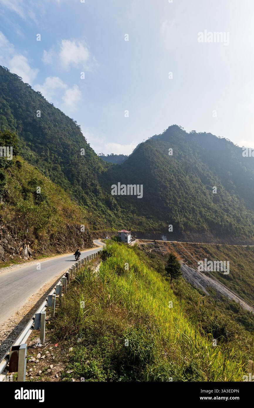 Ha Giang spectacular landscape in Vietnam. Ha Giang Loop tour route ...
