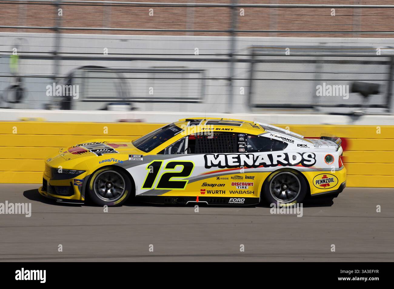 LAS VEGAS, NV - MARCH 15: Ryan Blaney (#12 Team Penske MenardsPennzoil ...