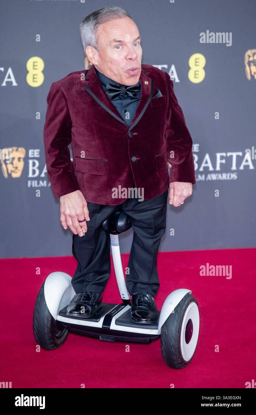 Warwick Davis at the 78th British Academy Film Awards, Royal Festival ...