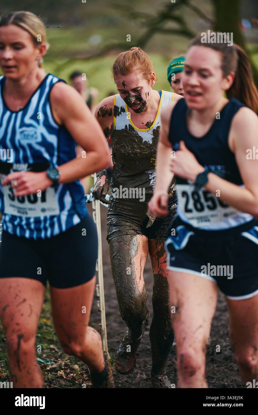 Women covered in mud hi-res stock photography and images - Alamy