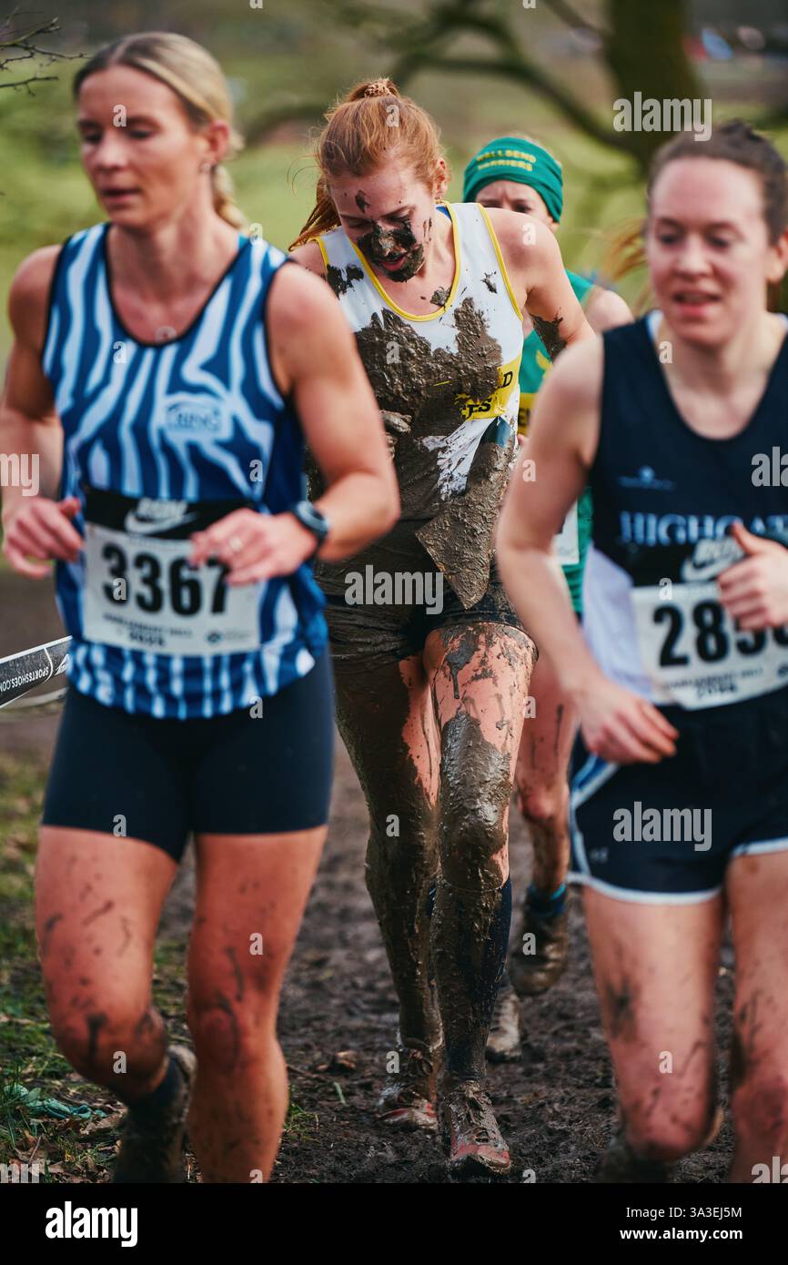 Women covered in mud hi-res stock photography and images - Alamy