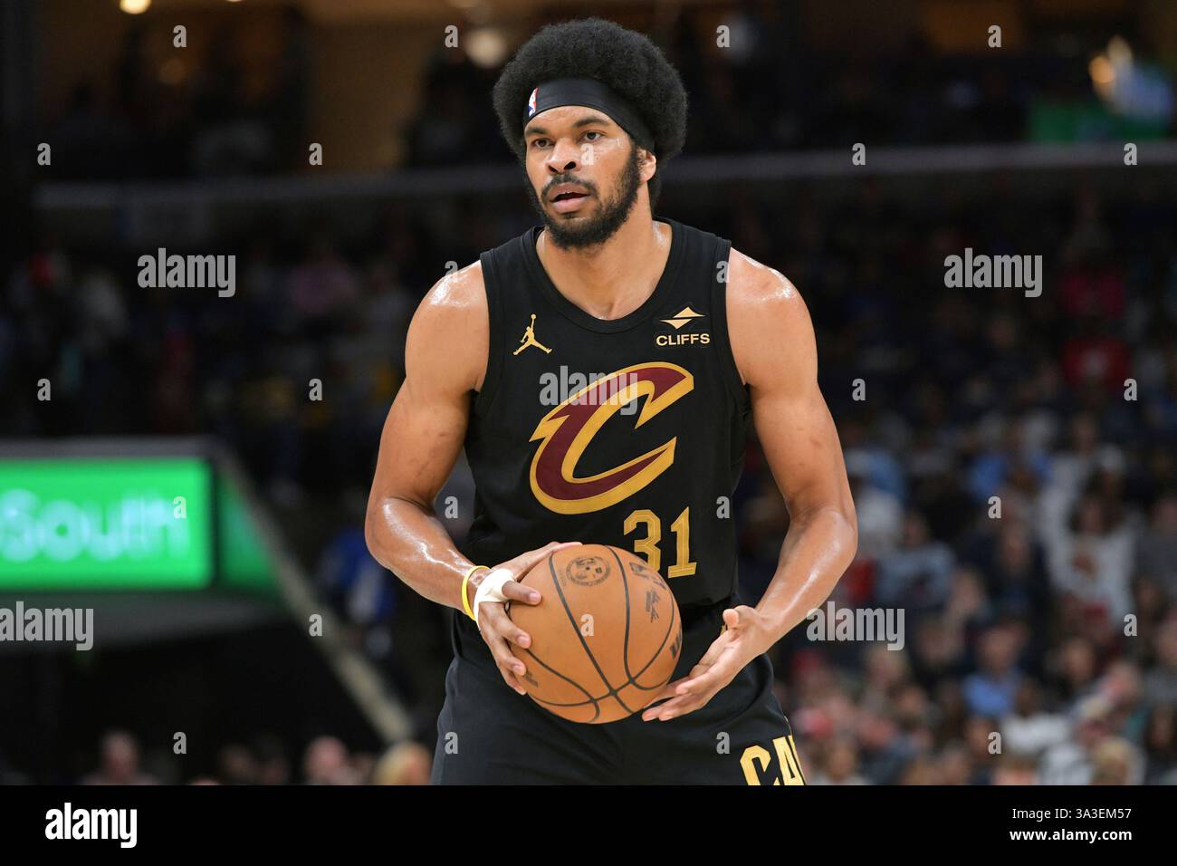 Cleveland Cavaliers center Jarrett Allen (31) plays in the first half ...