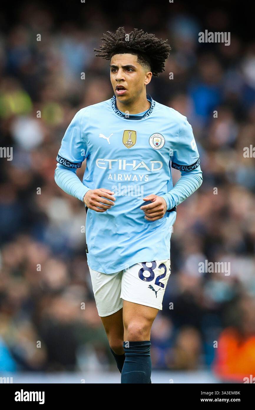 Manchester, UK. 15th Mar, 2025. Manchester City defender Rico Lewis (82 ...
