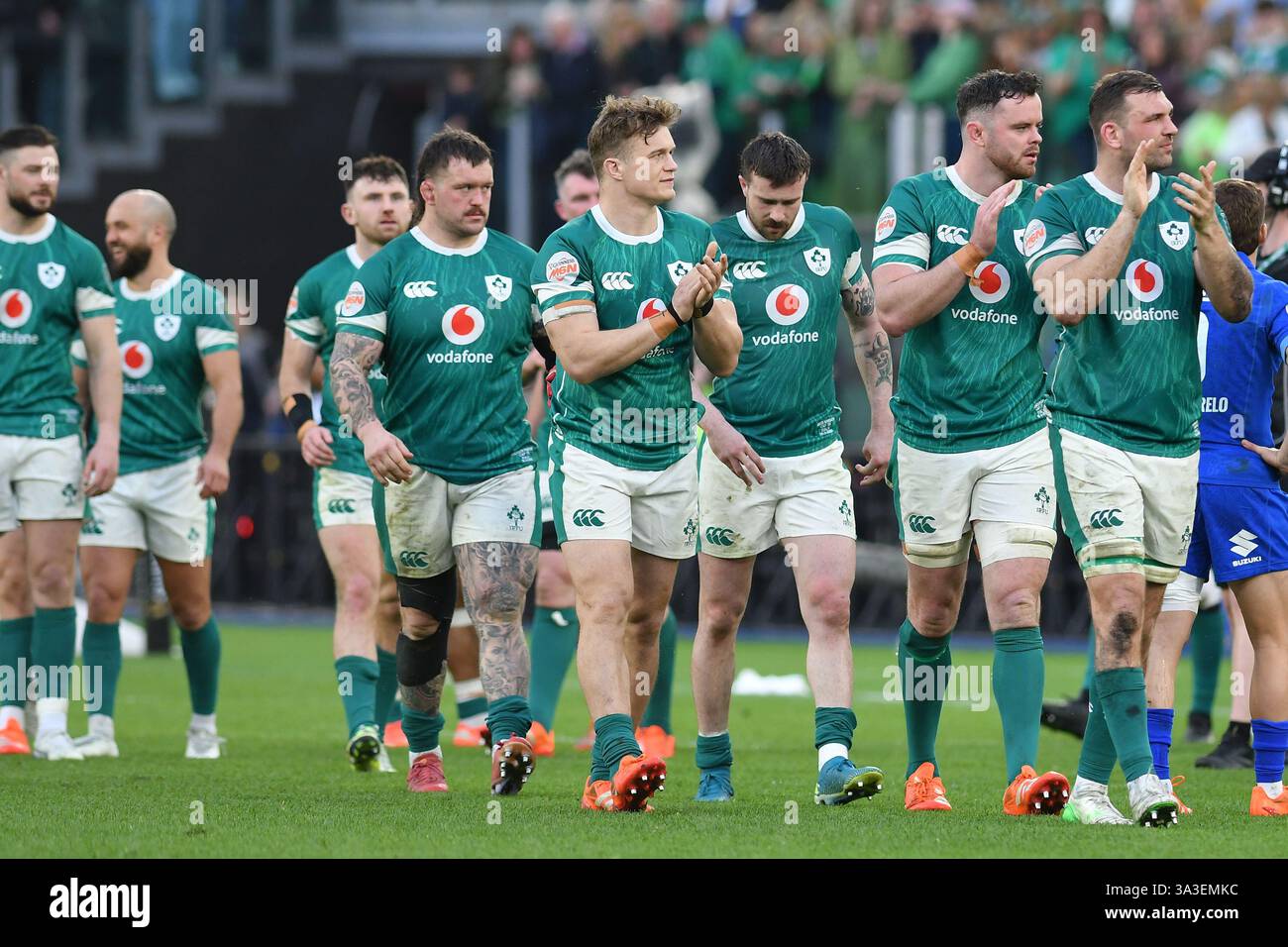 Rome, Lazio. 15th Mar, 2025. Ireland player's celebrate the victory at ...