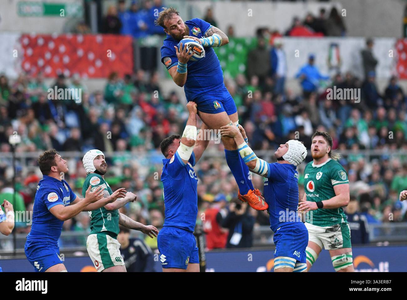 Niccolo Cannone of Italy during 6 Nations match Italy v Ireland,Olimpic ...