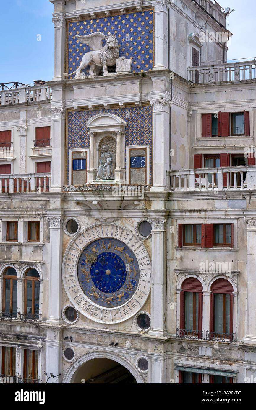 Bell tower clock golden hi-res stock photography and images - Alamy