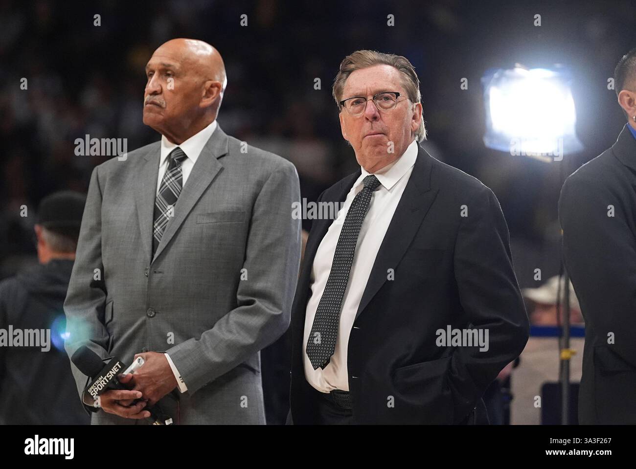 Los Angeles Lakers television announces Stu Lantz and Bill Macdonald in ...