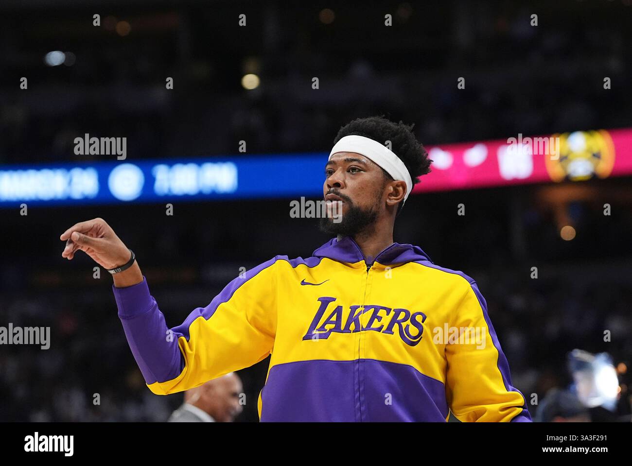 Los Angeles Lakers guard Jordan Goodwin (30) in the first half of an ...