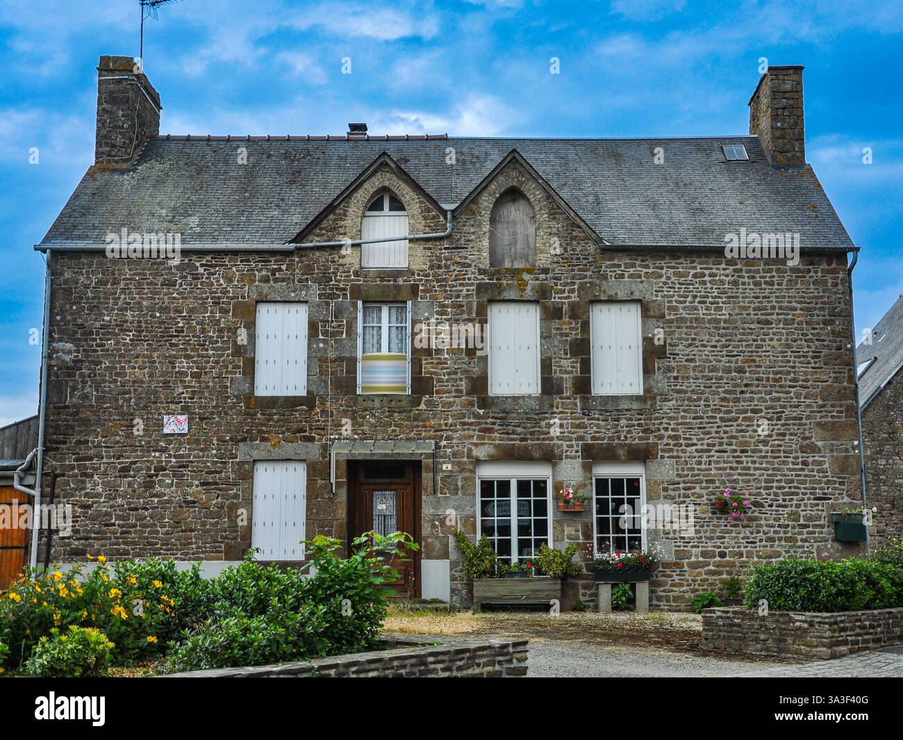 Timeless Charm of Brittany: A Glimpse into the Quaint Village of Sains ...