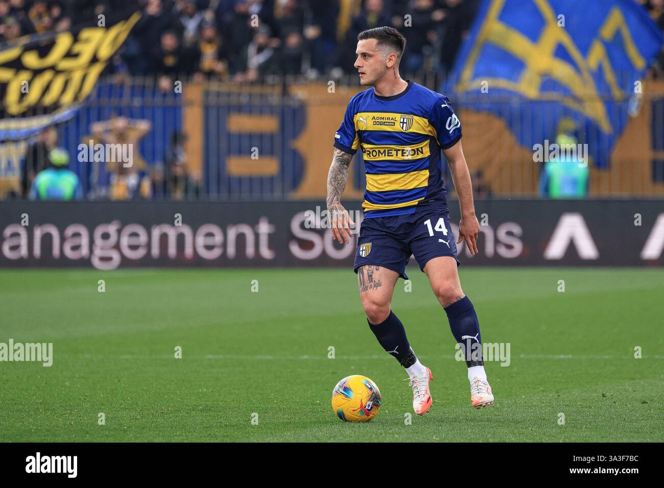 Monza, Italy. 15th Mar, 2025. Emanuele Valeri (Parma Calcio) in action ...
