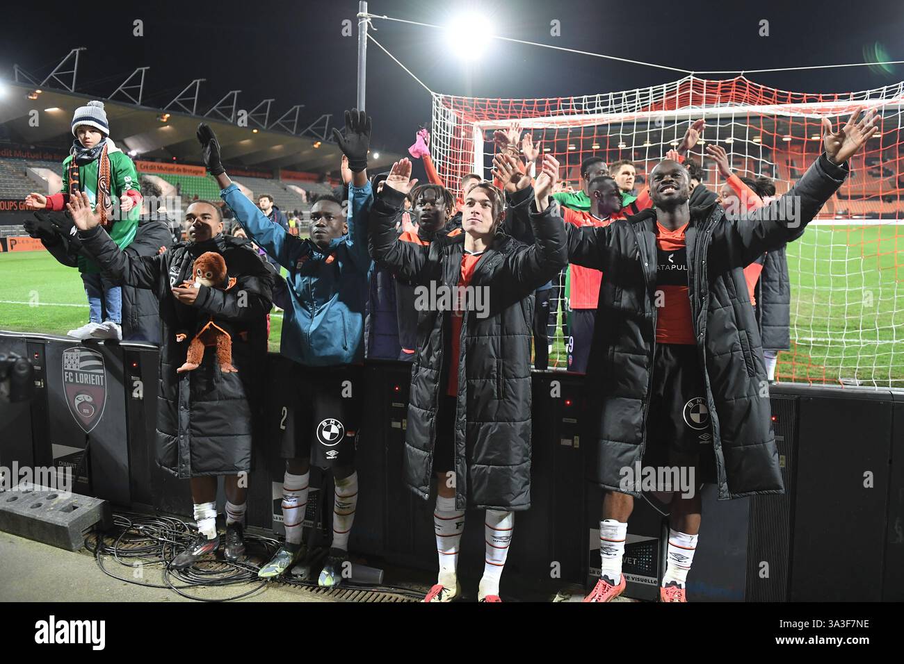22 Eli Junior KROUPI (fcl) - 62 Arthur AVOM (fcl) - 10 Pablo PAGIS (fcl ...