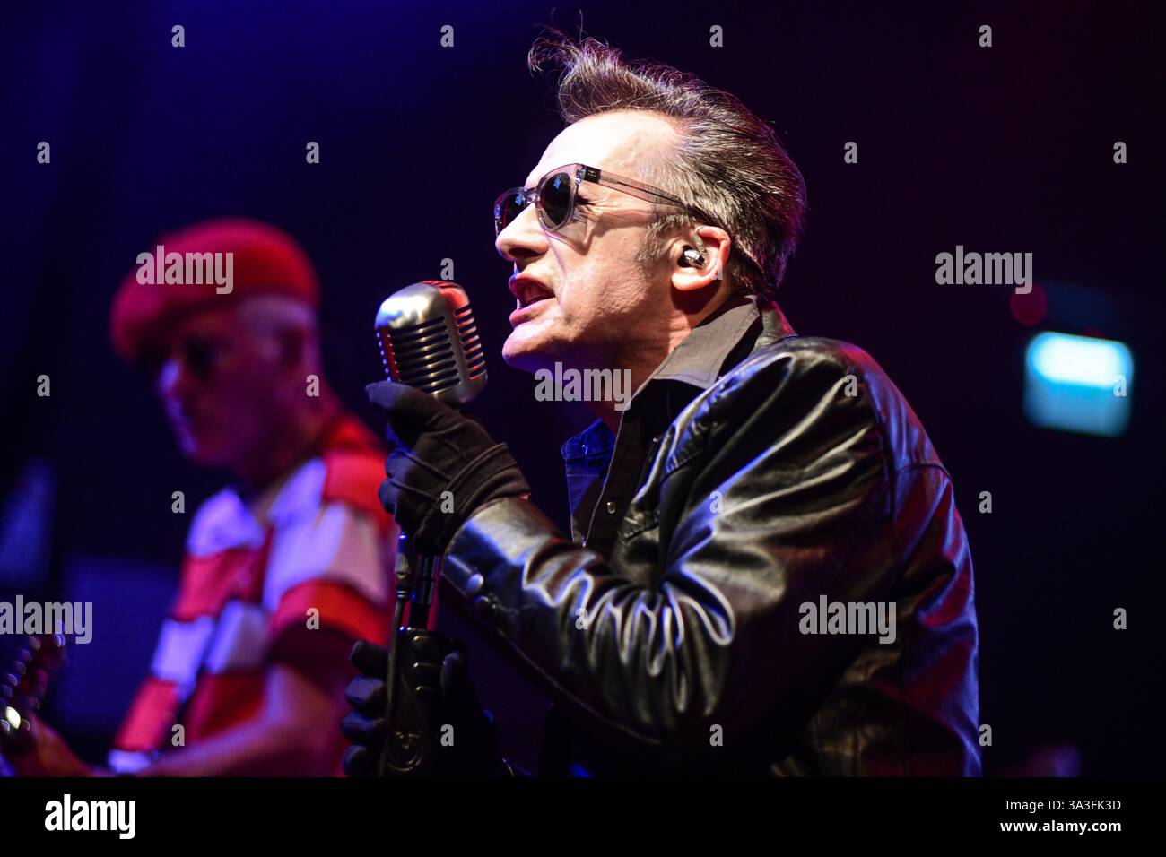 Punk rock hi-res stock photography and images - Alamy