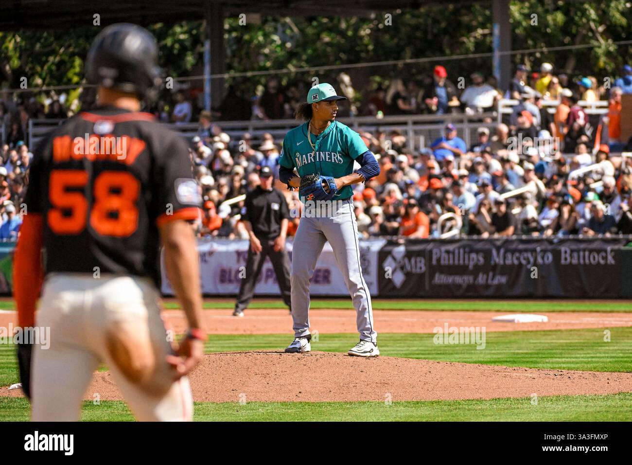 Scottsdale, Arizona, USA. 15th Mar, 2025. Seattle Mariners pitcher ...