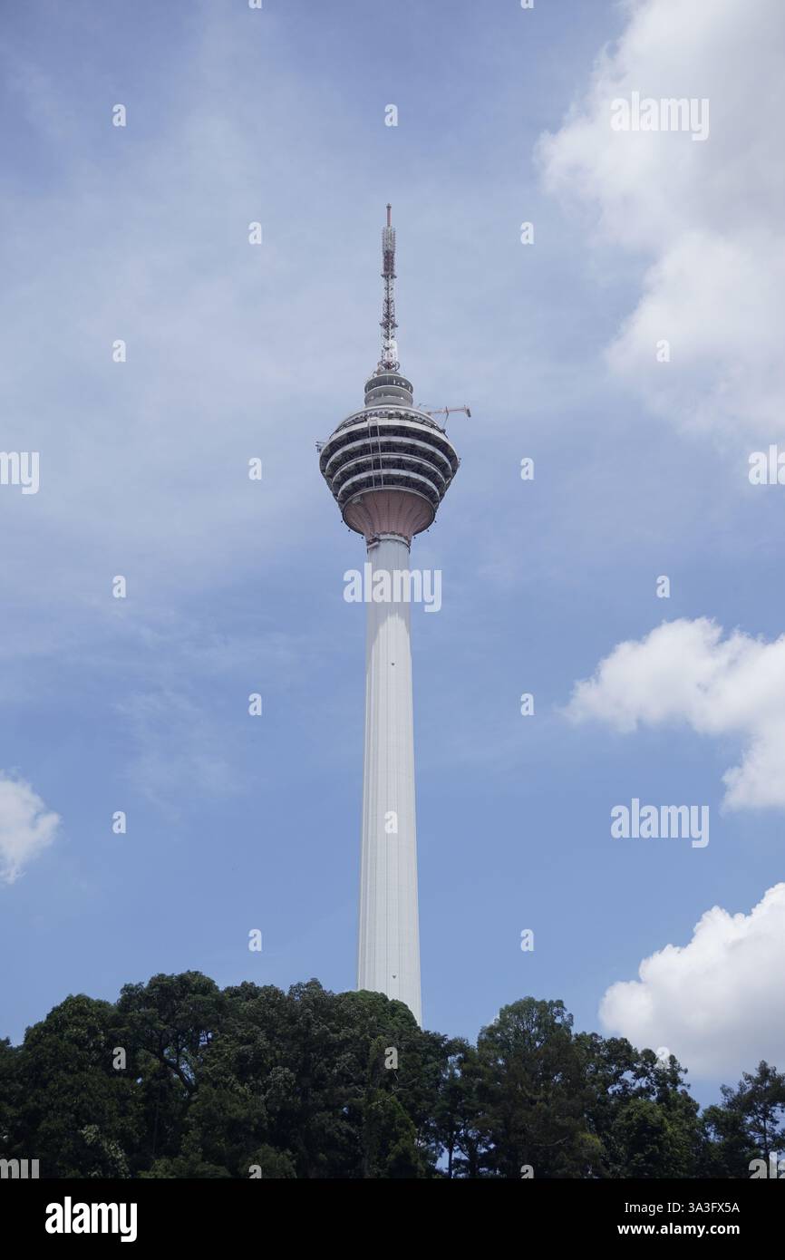 Menara kl tower in kuala hi-res stock photography and images - Alamy
