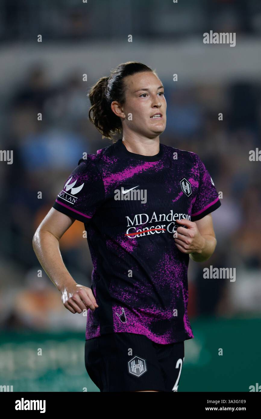 Houston Dash defense Katie Lind (25) during an NWSL soccer match in ...