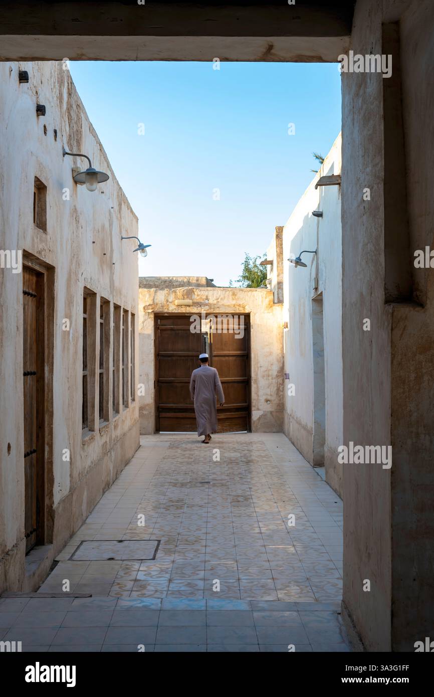 Old buildings architecture in the Wakrah souq. Traditional Market in ...
