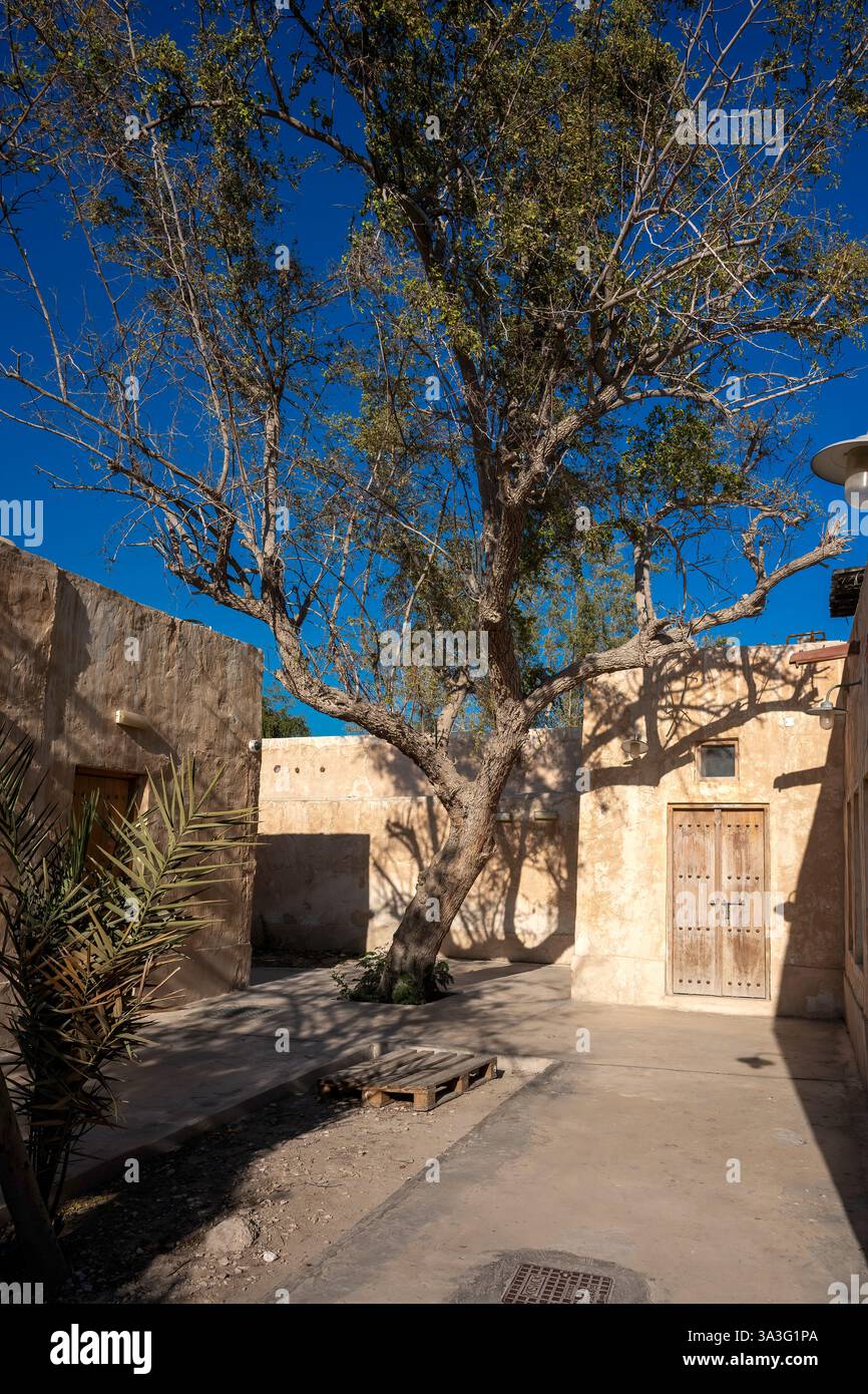 Old buildings architecture in the Wakrah souq. Traditional Market in ...