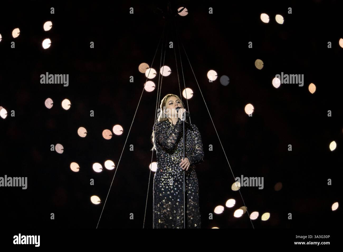 Saint Denis, France. 15th Mar, 2025. French singer Louane perfoms to ...