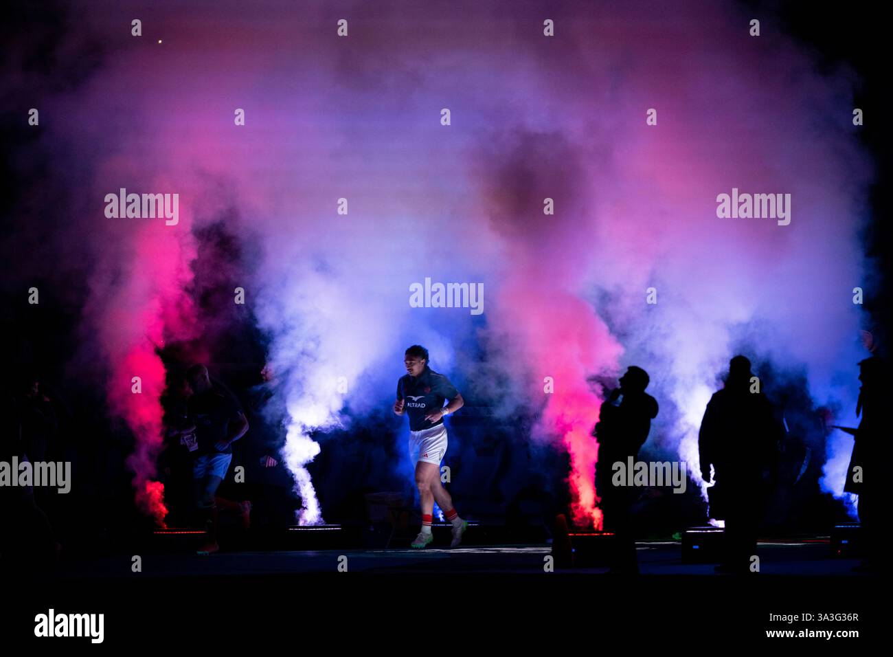 Saint Denis, France. 15th Mar, 2025. France's centre Yoram Moefana ...