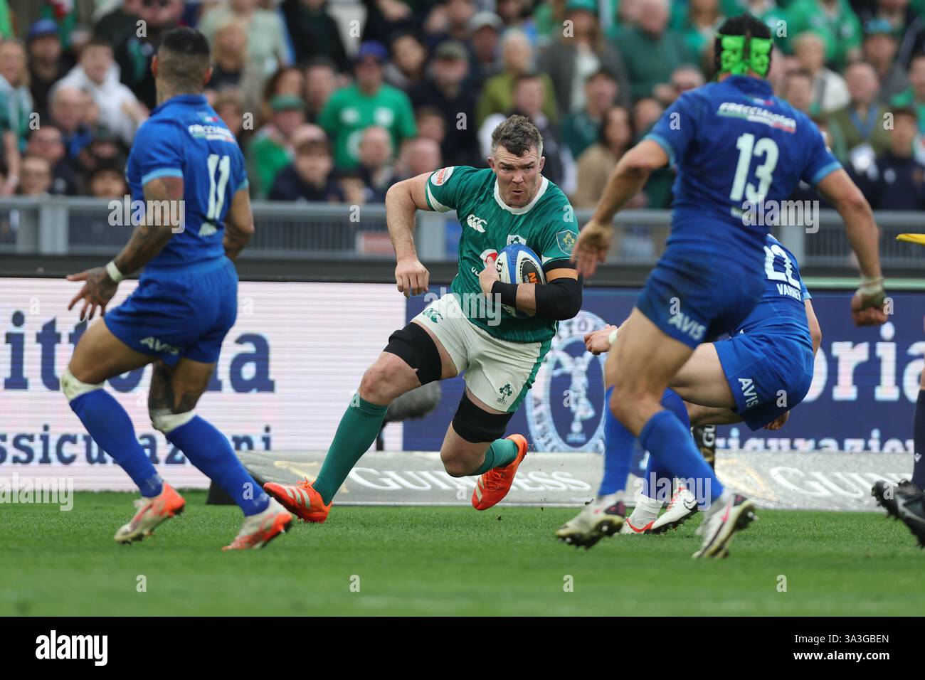 Rome, Italy. 15th Mar, 2025. Rome, Italy - 15.03.2025: Peter O'Mahony ...